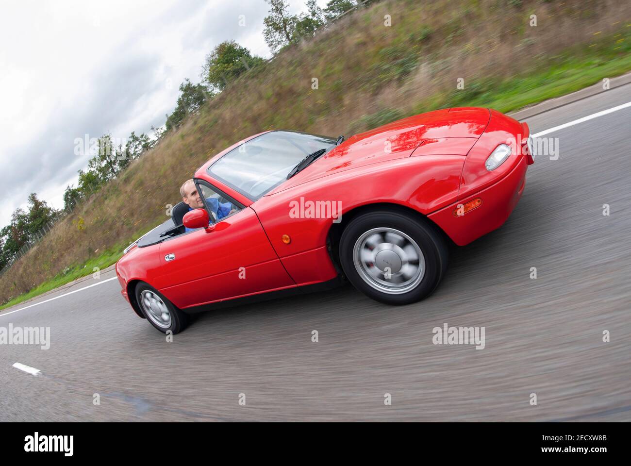 1991 Mazda MX5 (Miata) Japanese open top sports car Stock Photo - Alamy