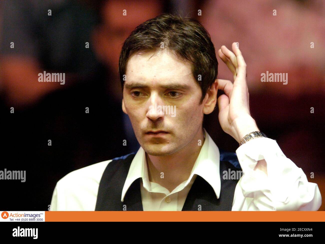 Snooker embassy world championship first round hi-res stock photography ...