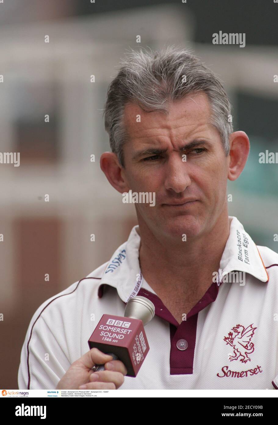 Cricket action andrew caddick hi-res stock photography and images - Alamy