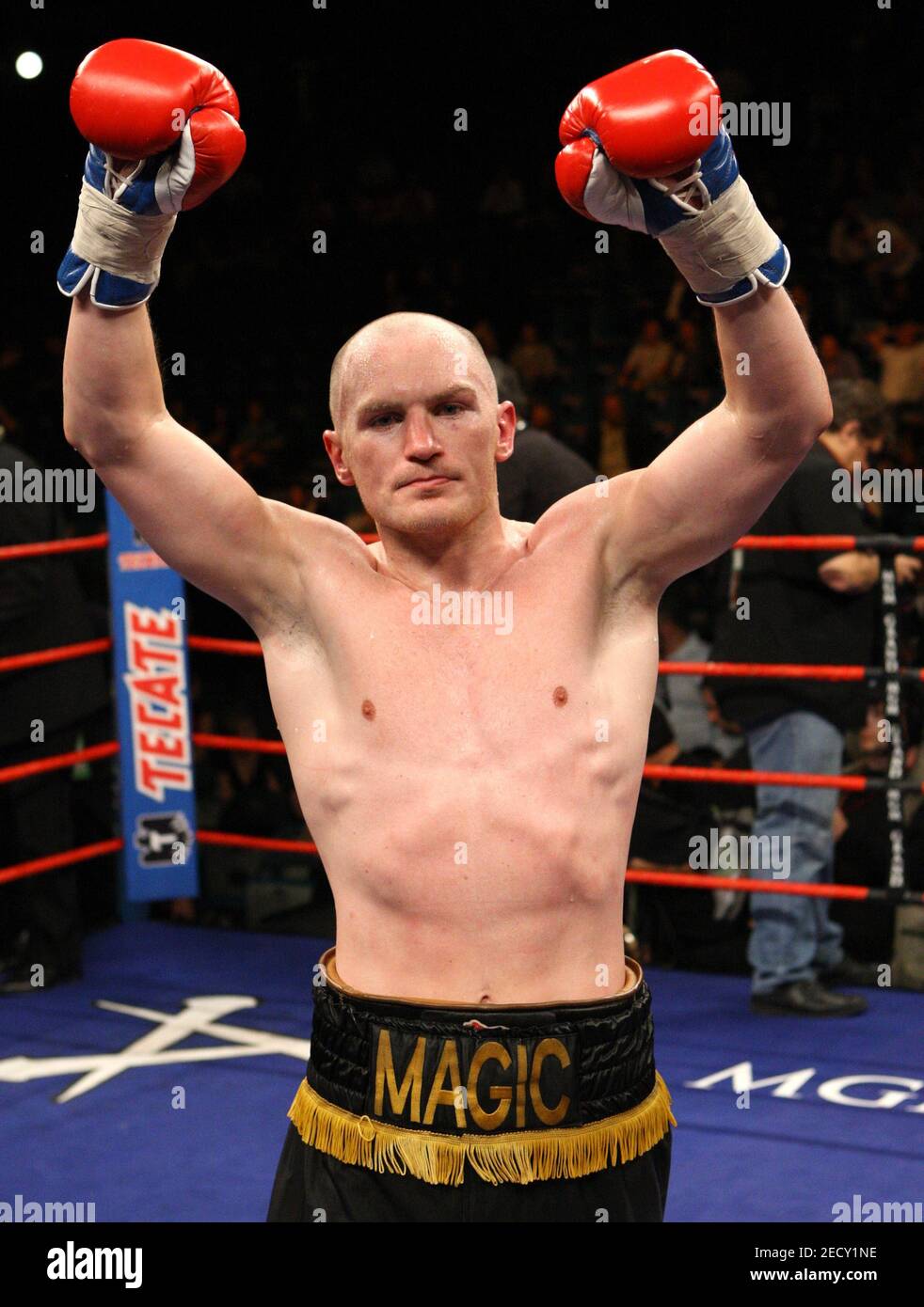 Matthew hatton v ben tackie hi-res stock photography and images - Alamy