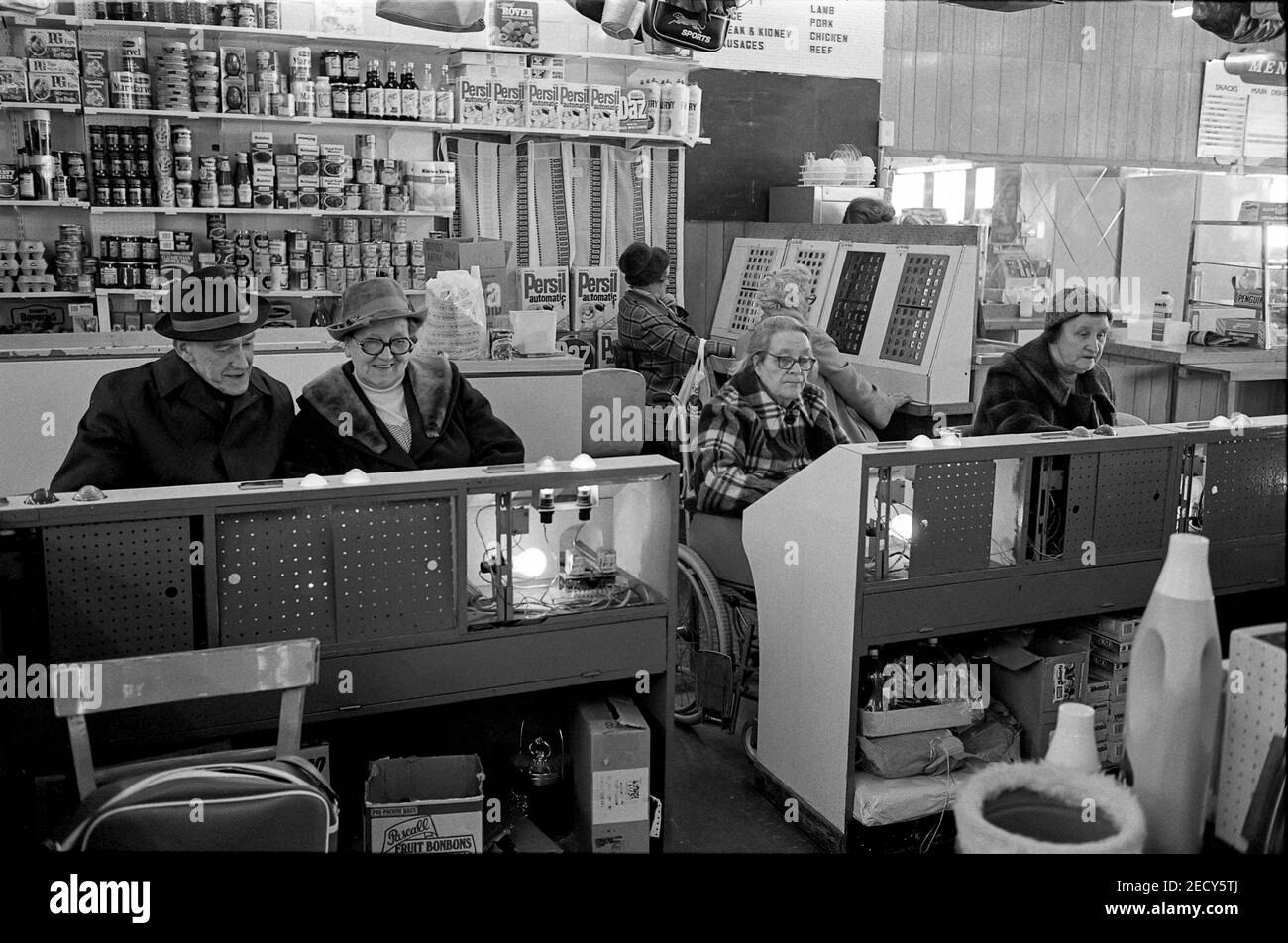 People playing Bingo Stock Photo - Alamy