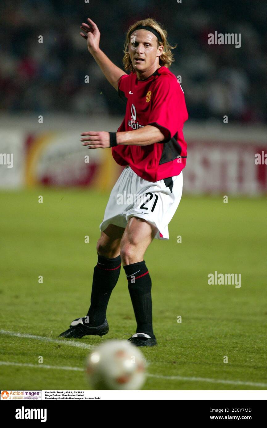 Forlan manchester united hi-res stock photography and images - Alamy