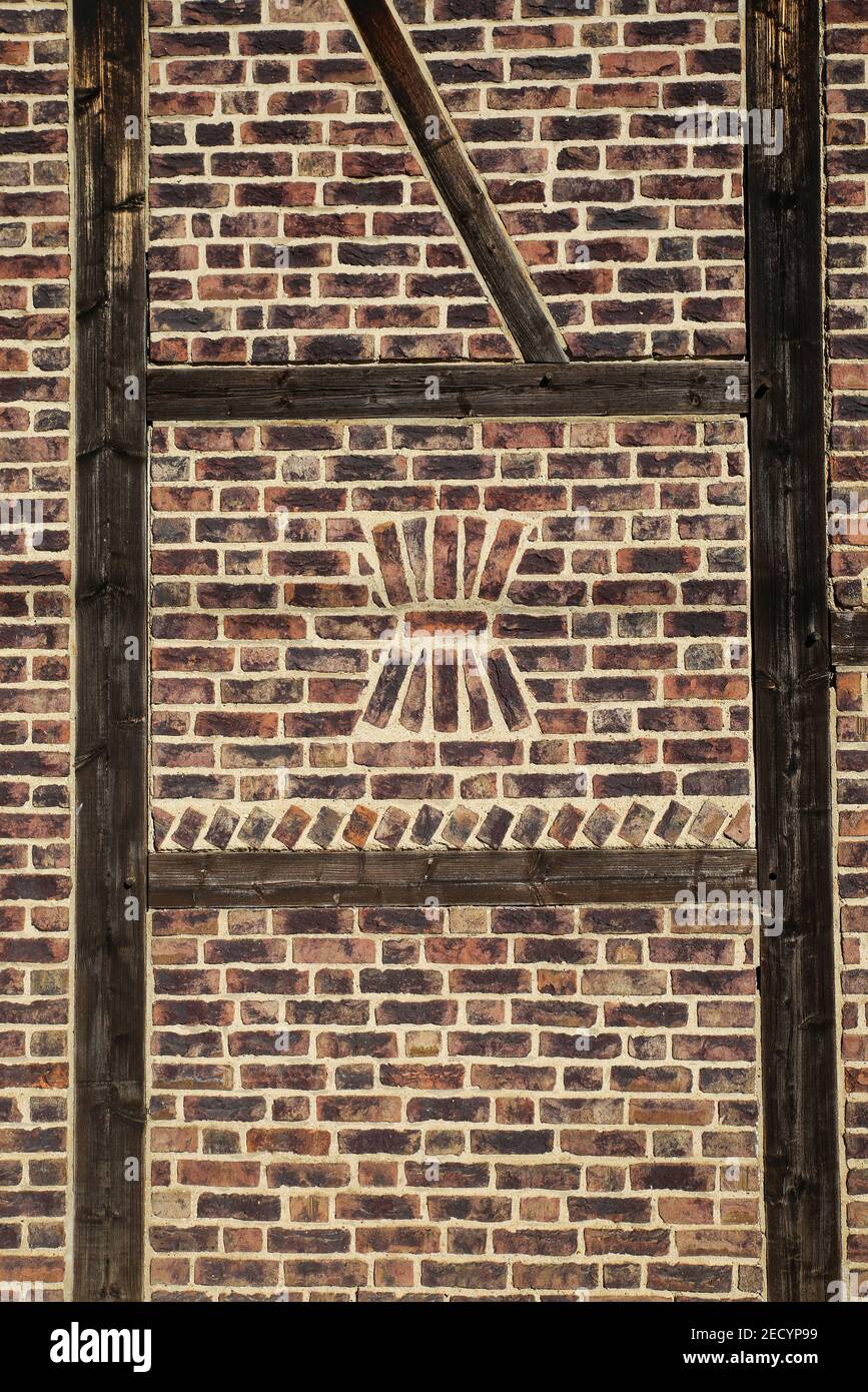 Brick half timbered hi-res stock photography and images - Alamy