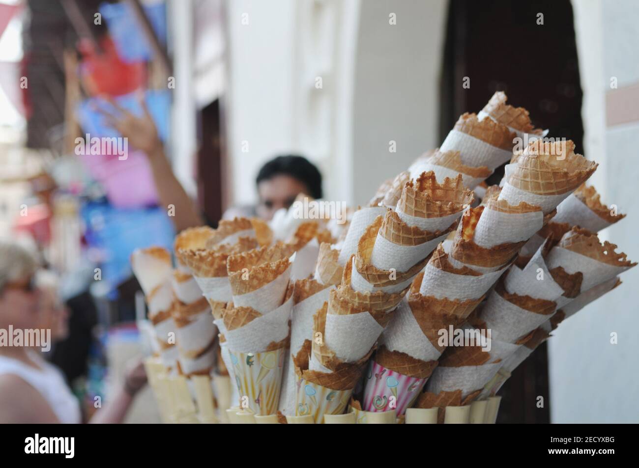 African baskets colorful hi-res stock photography and images - Alamy