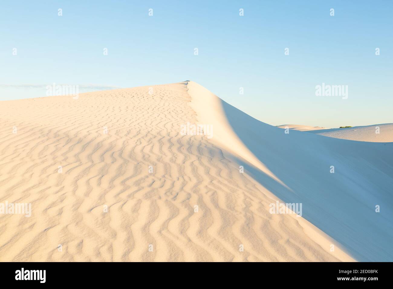 White sand dunes australia hi-res stock photography and images - Alamy