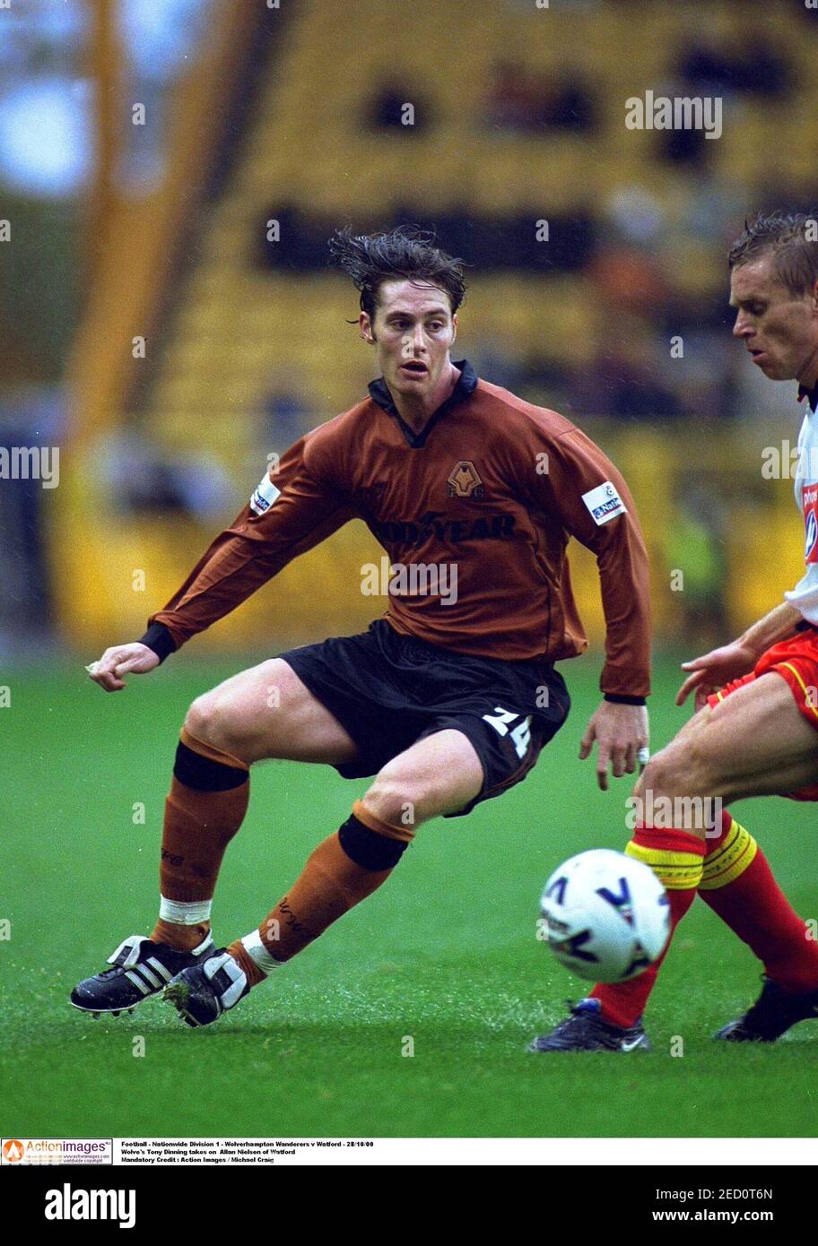 Tony dinning wolverhampton wanderers hi-res stock photography and ...