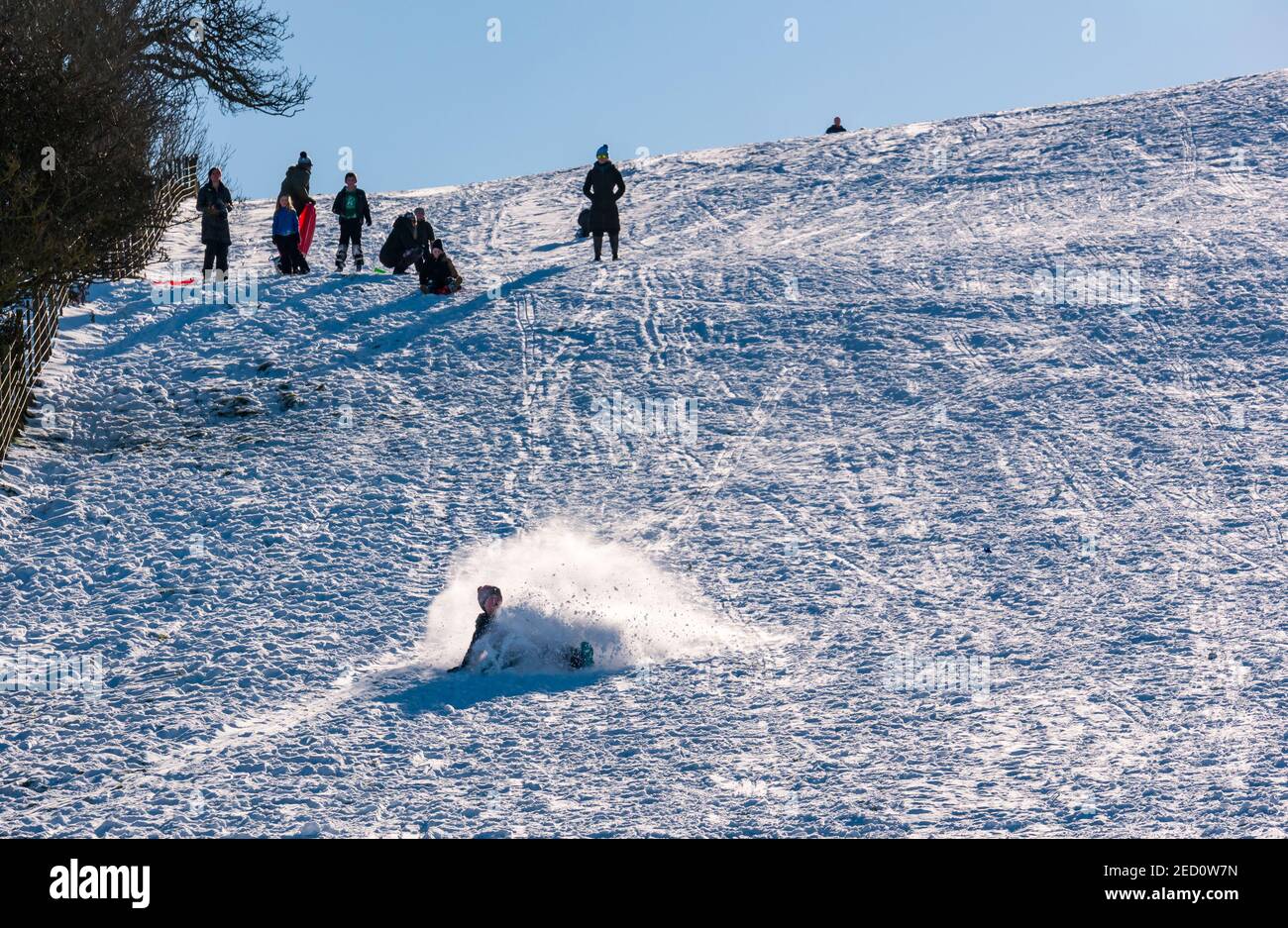 Boy falls hi-res stock photography and images - Alamy