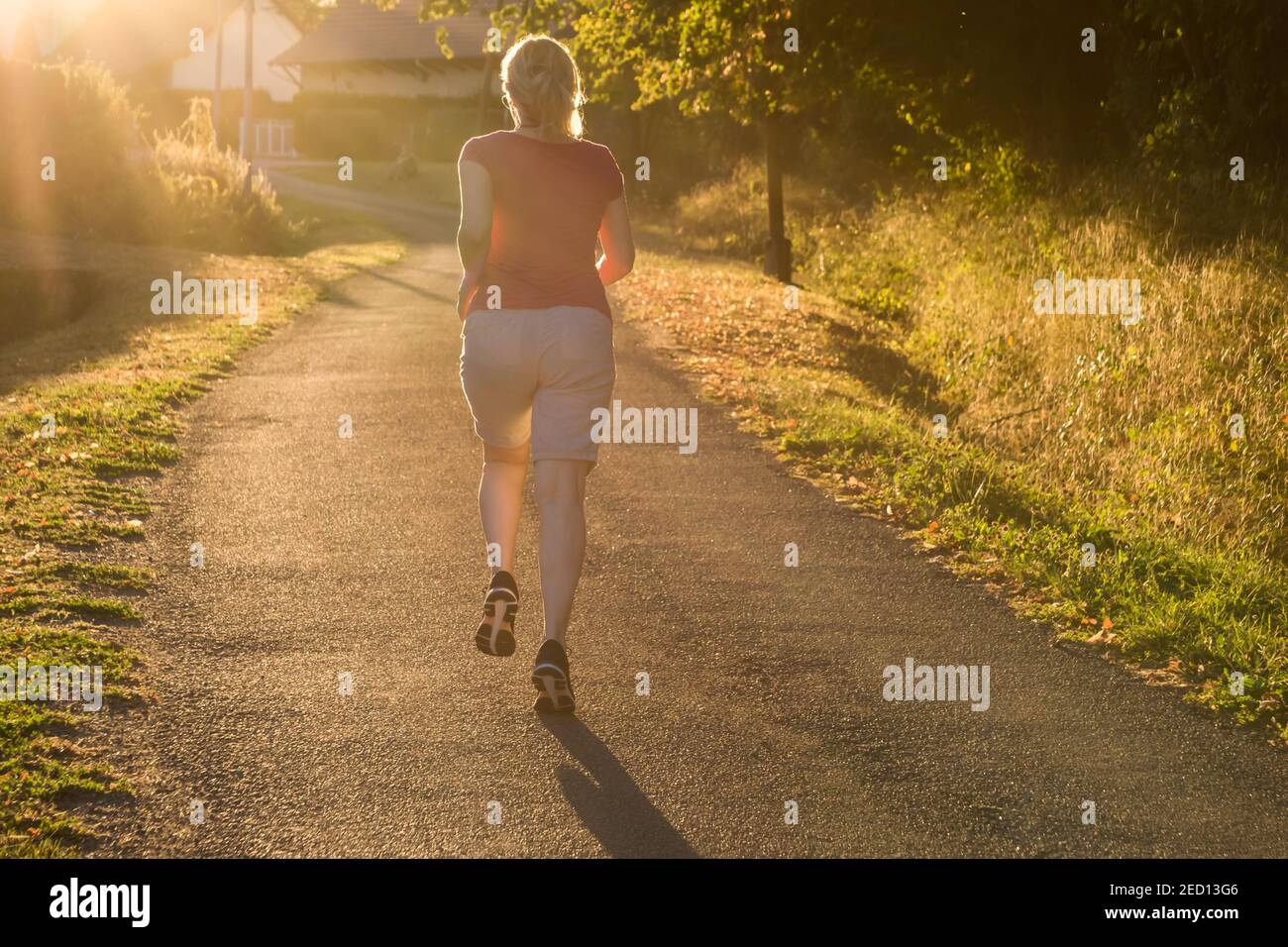 Female running legs marathon hi-res stock photography and images - Alamy