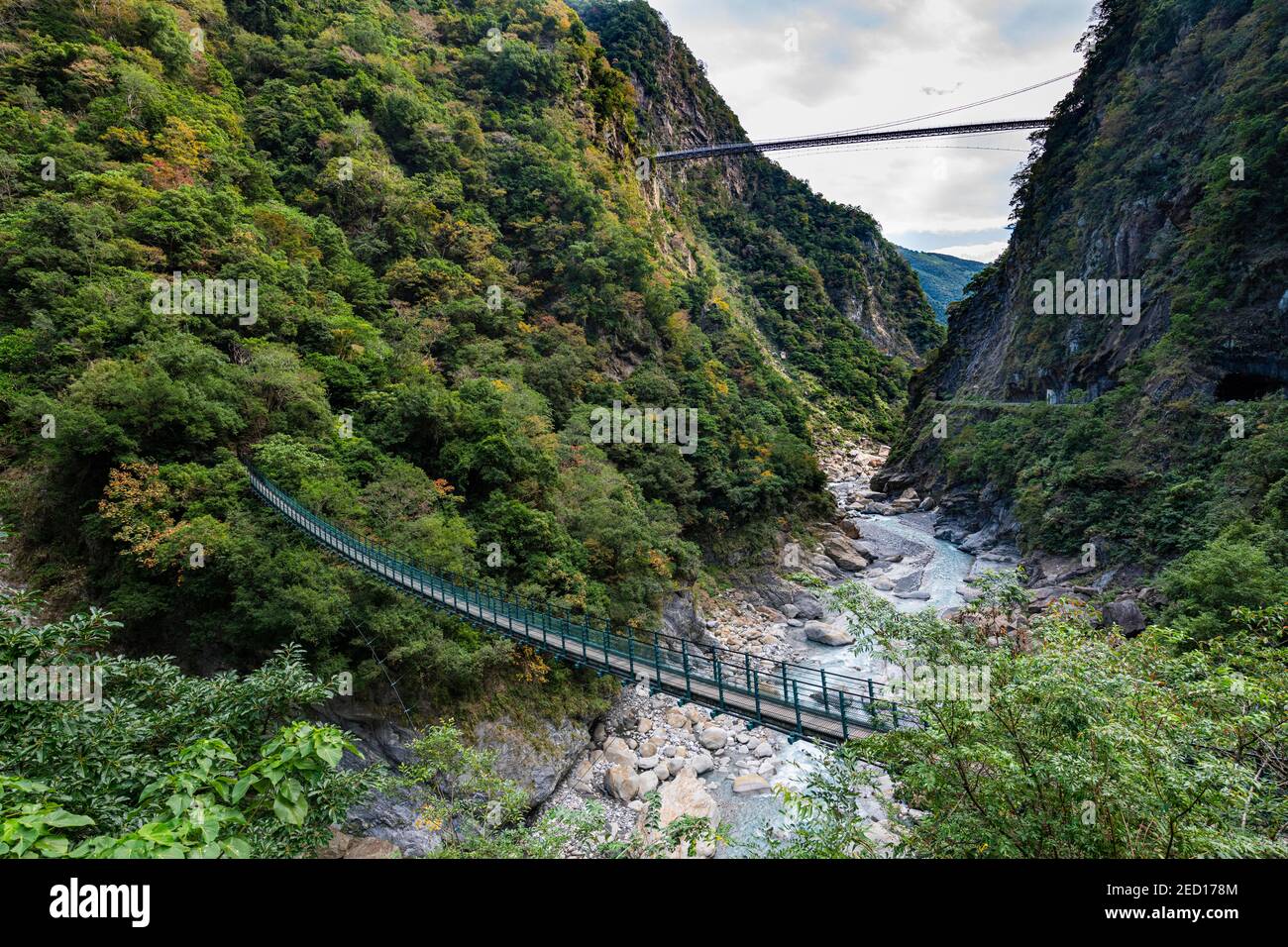 Hanging bridge in the Taroko gorge, Taroko National Park, Hualien ...