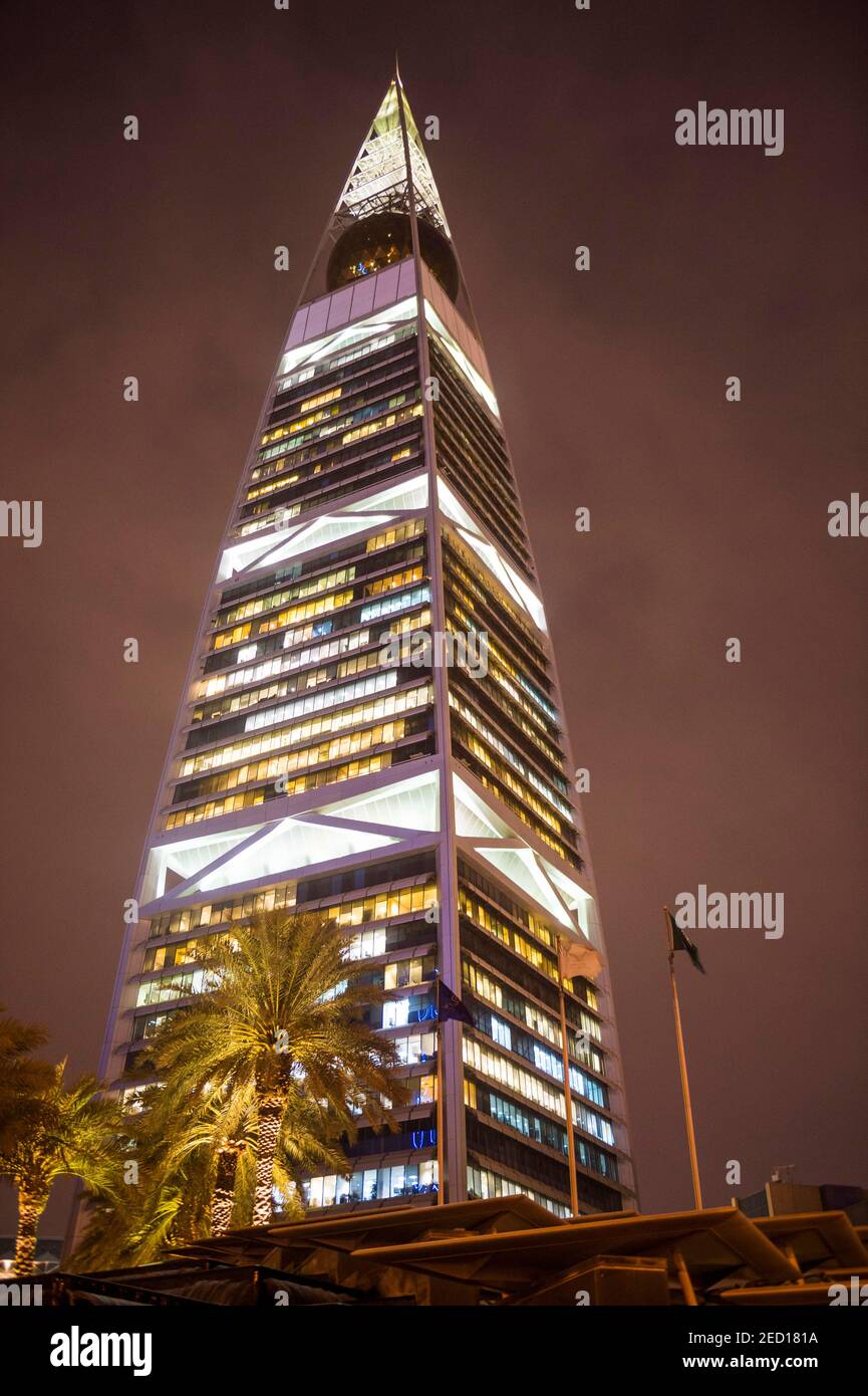 High rise building saudi arabia hi-res stock photography and images - Alamy