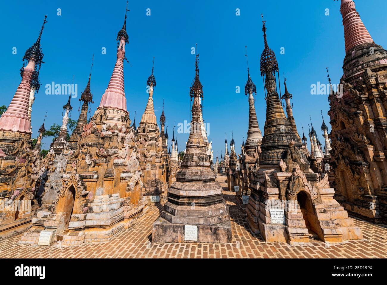 Kakku's pagoda with its 2500 stupas, Kakku, Shan state, Myanmar Stock ...