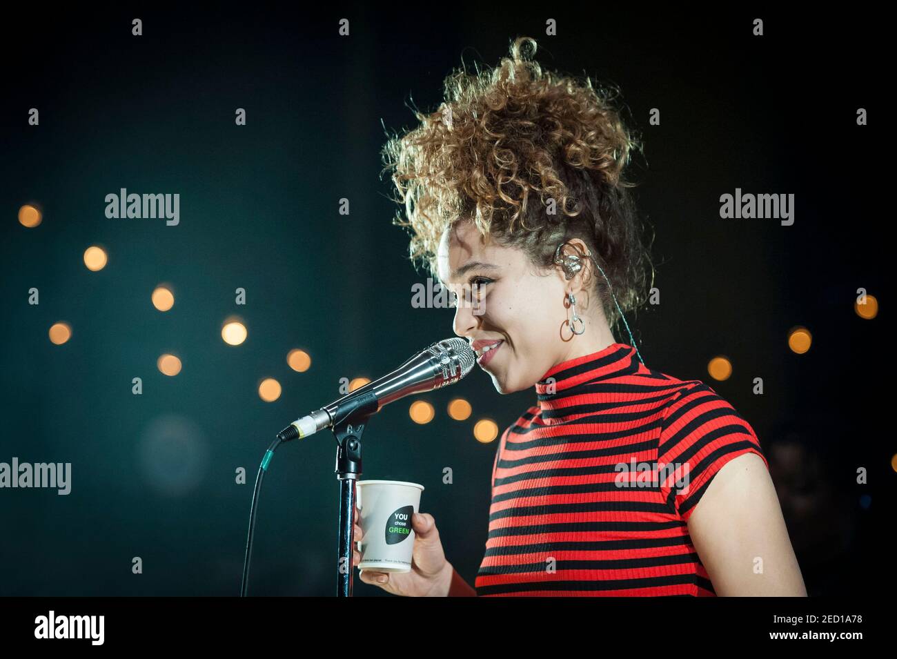 Izzy bizu hi-res stock photography and images - Alamy