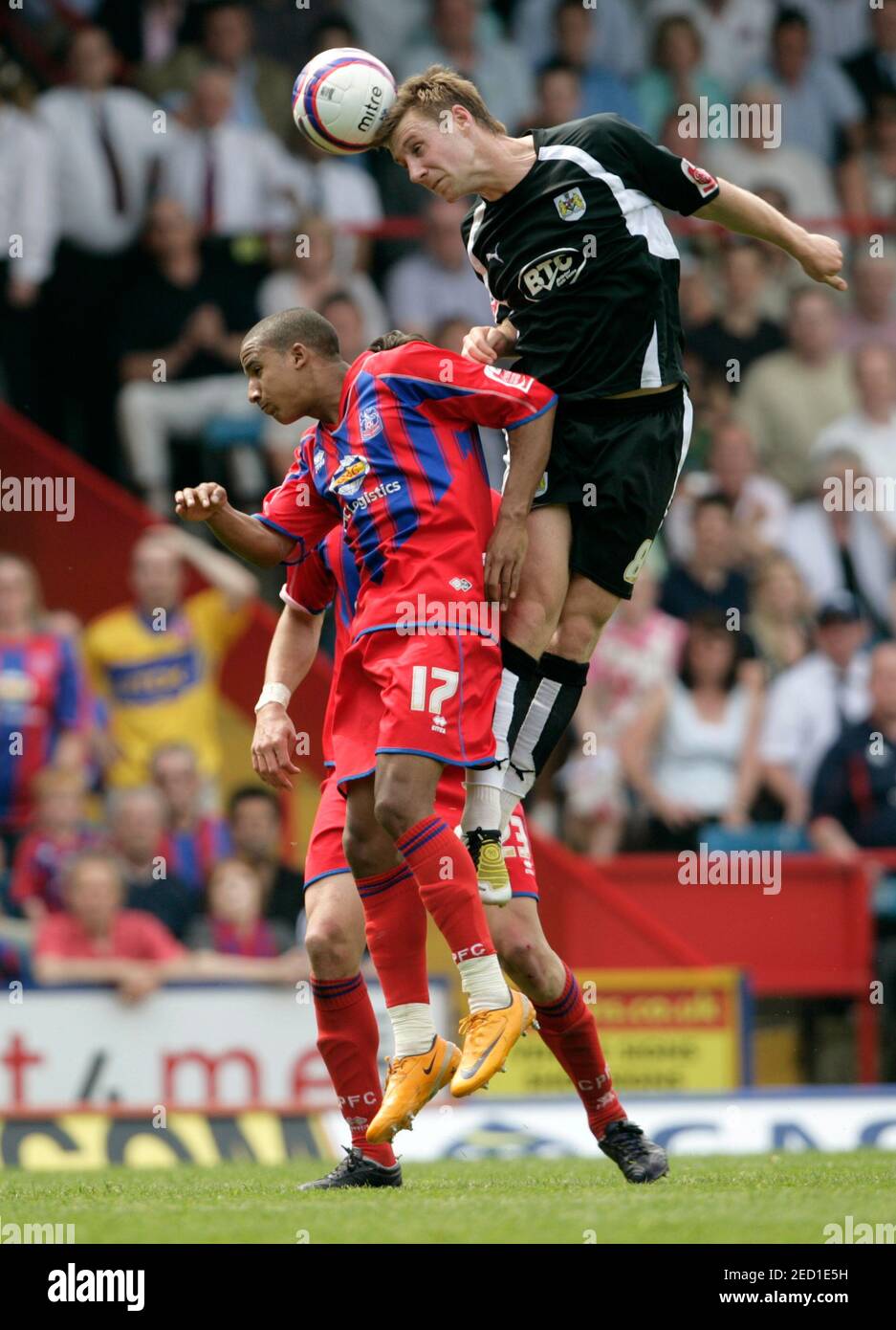 Scott sinclair crystal palace hi-res stock photography and images - Alamy