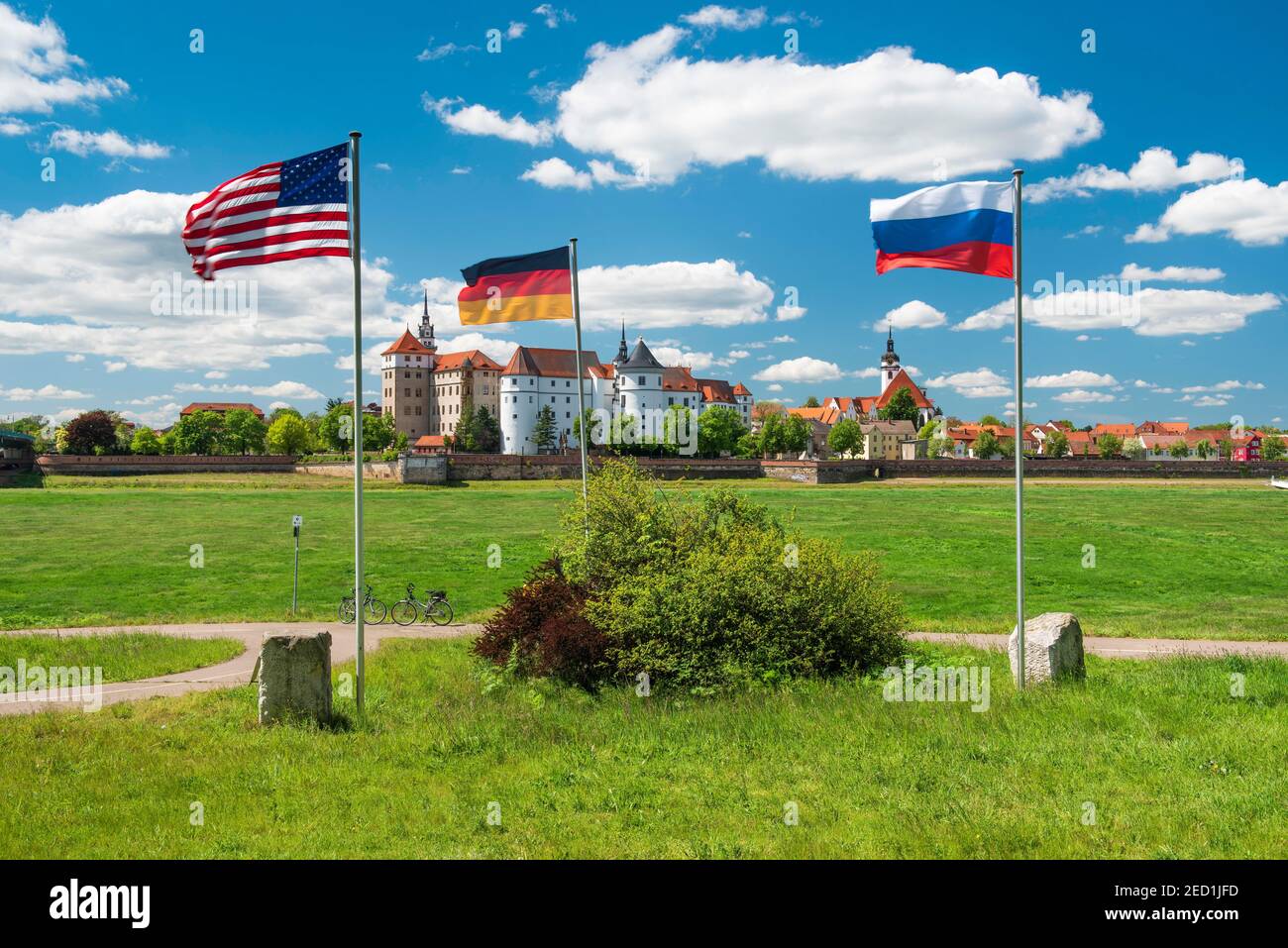 Memorial The Spirit of the Elbe commemorating the first meeting of ...