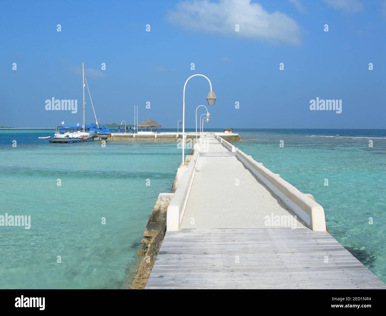 Alif atoll hi-res stock photography and images - Alamy