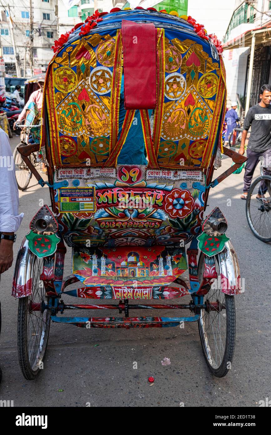 Dhaka rickshaw hi-res stock photography and images - Alamy