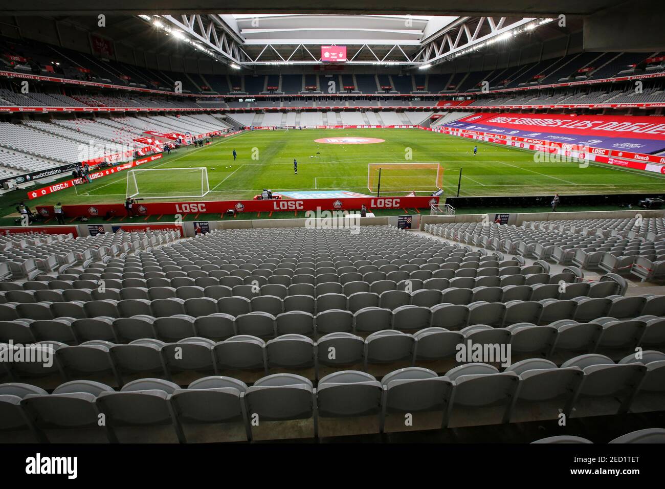 Stade pierre mauroy general view hi-res stock photography and images ...