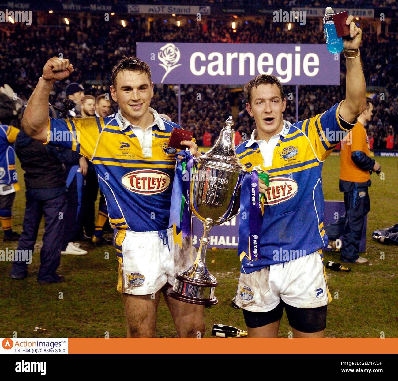 Leeds rhinos kevin sinfield and danny mcguire celebrate hi-res stock ...