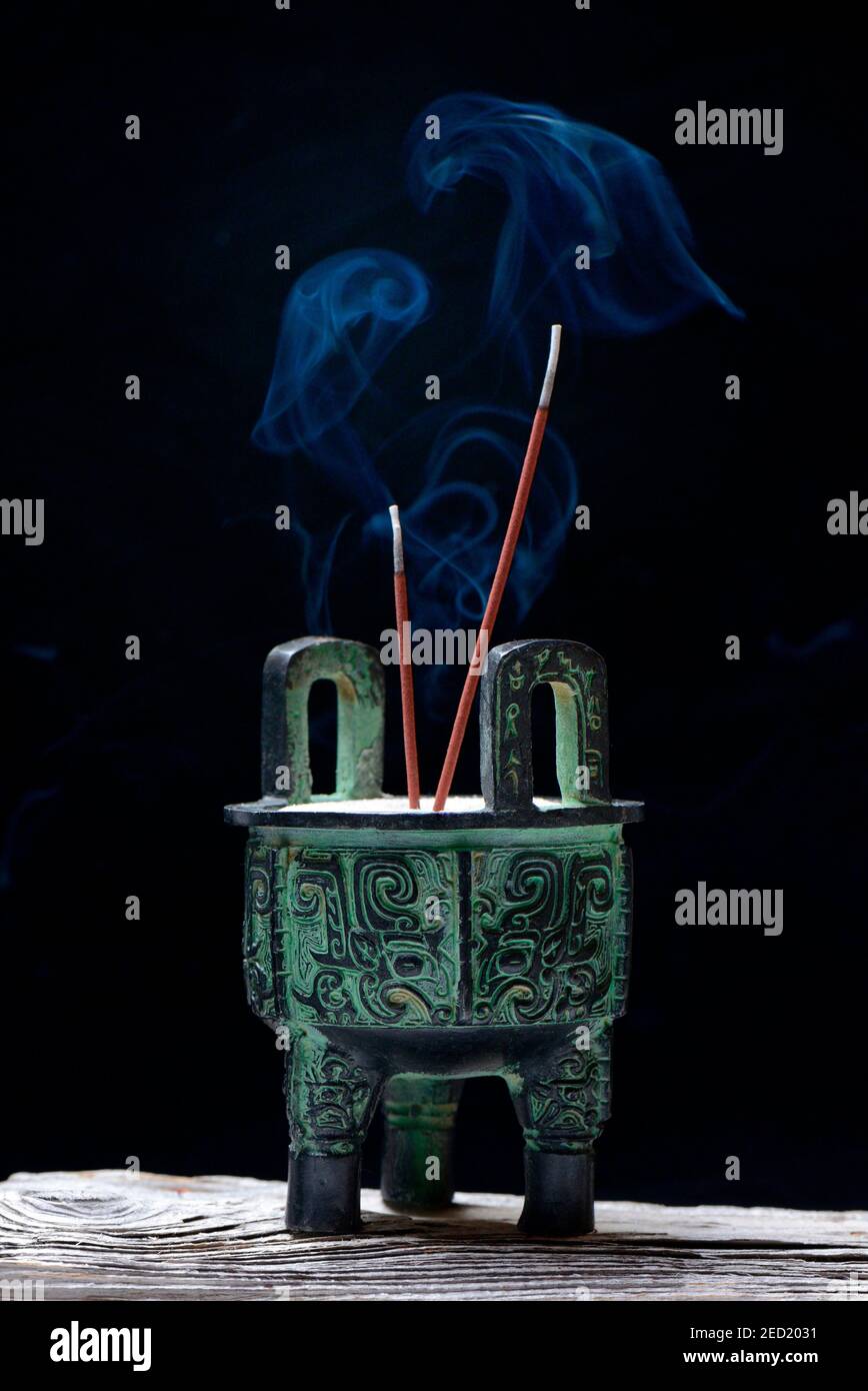 Flame sticks hi-res stock photography and images - Alamy