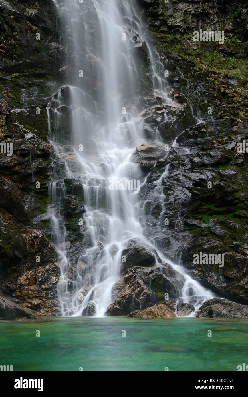 Valle Verzasca near Sonogno, Froda Waterfall, Froda, Ticino ...