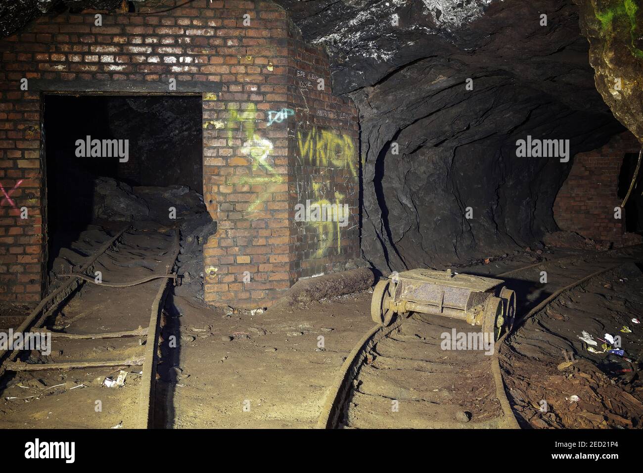 Old abandoned coal mine tunnel hi-res stock photography and images - Alamy