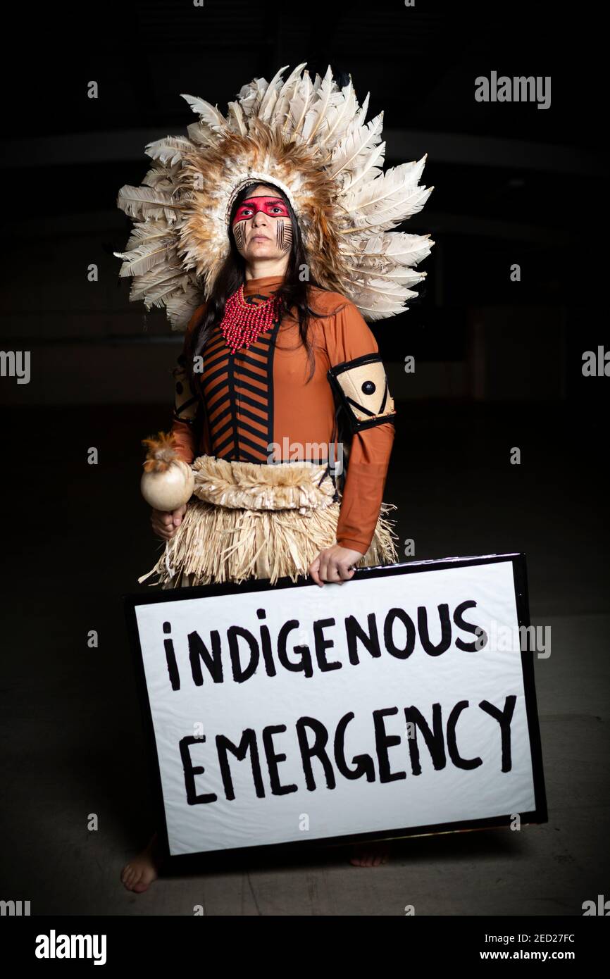 Indigenous emergency sign hi-res stock photography and images - Alamy