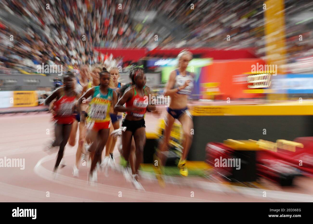 Womens 5000 metres final hi-res stock photography and images - Alamy