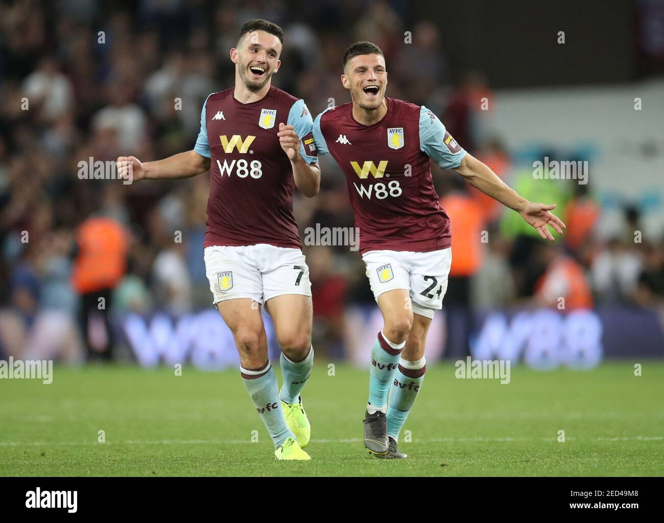 John mcginn everton hi-res stock photography and images - Alamy