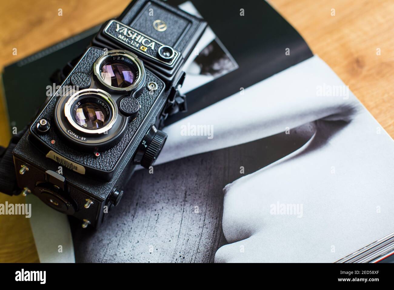 6x6 camera hi-res stock photography and images - Alamy