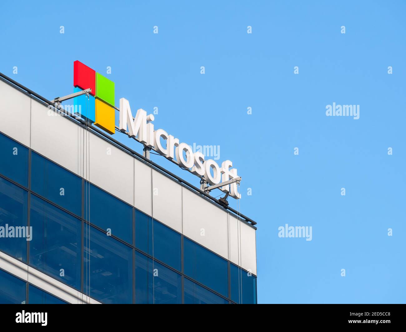 Microsoft campus sign hi-res stock photography and images - Alamy