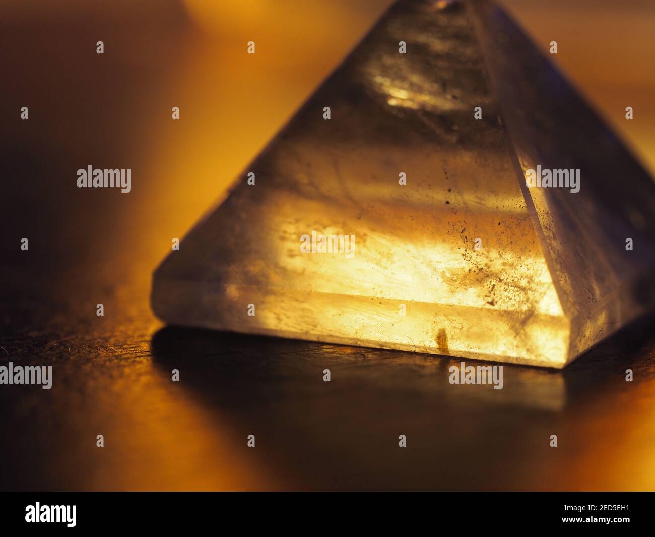 Crystal pyramid hi-res stock photography and images - Alamy