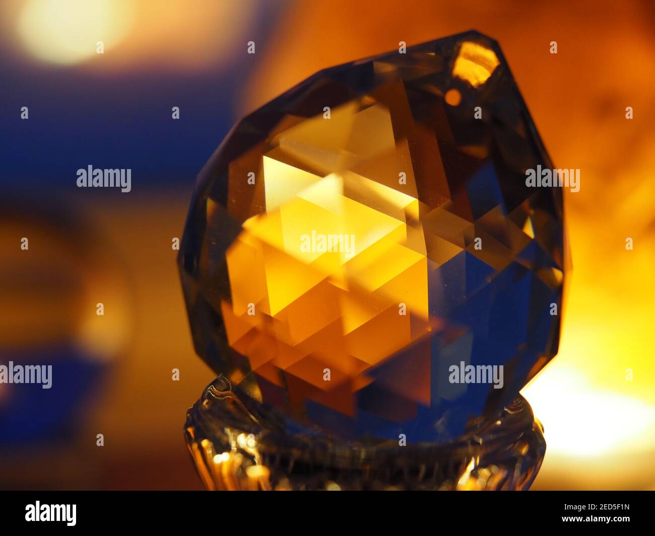 Facet hi-res stock photography and images - Alamy