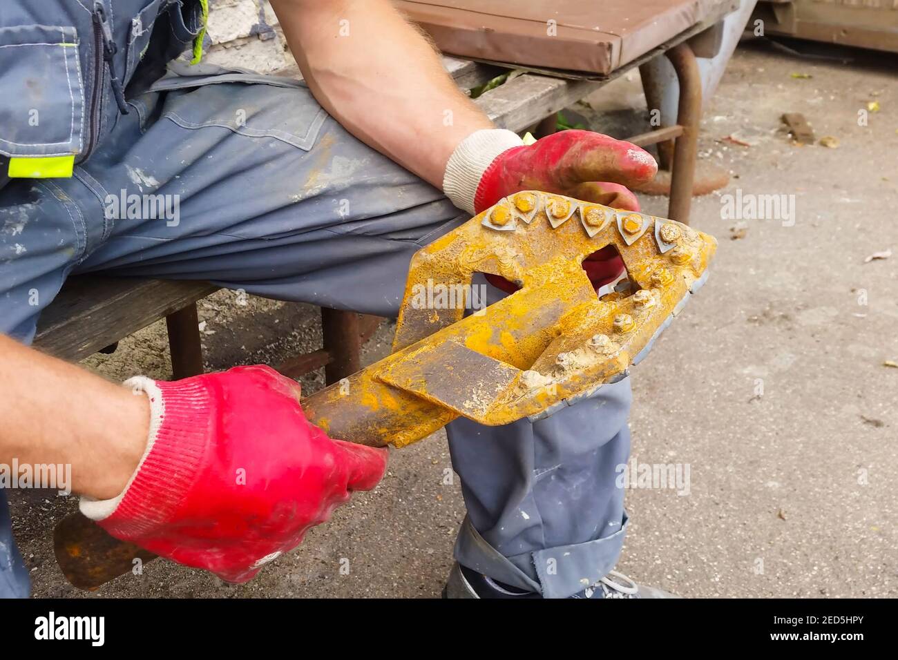Drill head hi-res stock photography and images - Alamy