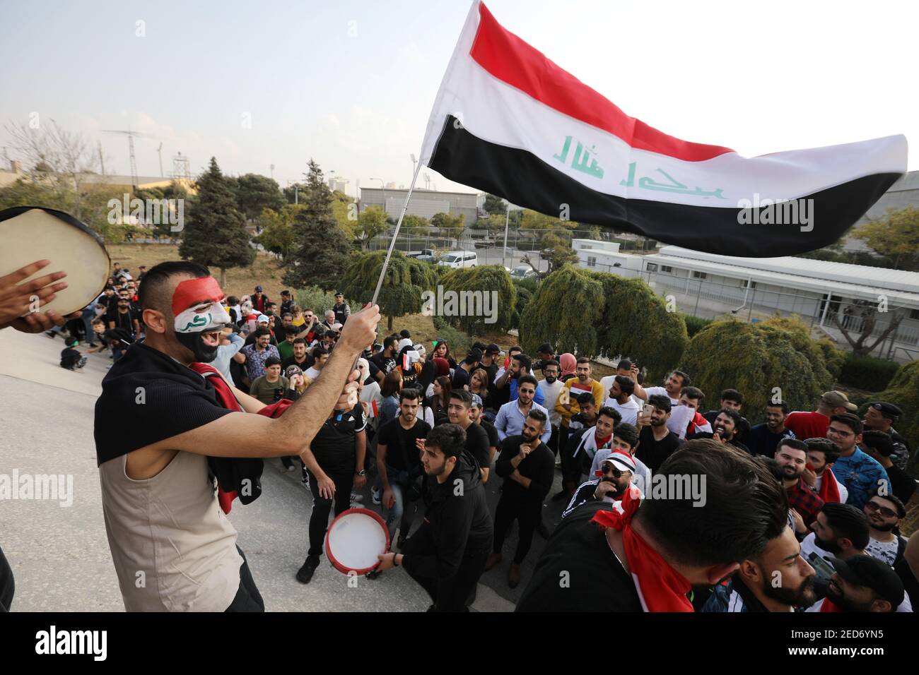 Iran iraq football hi-res stock photography and images - Alamy