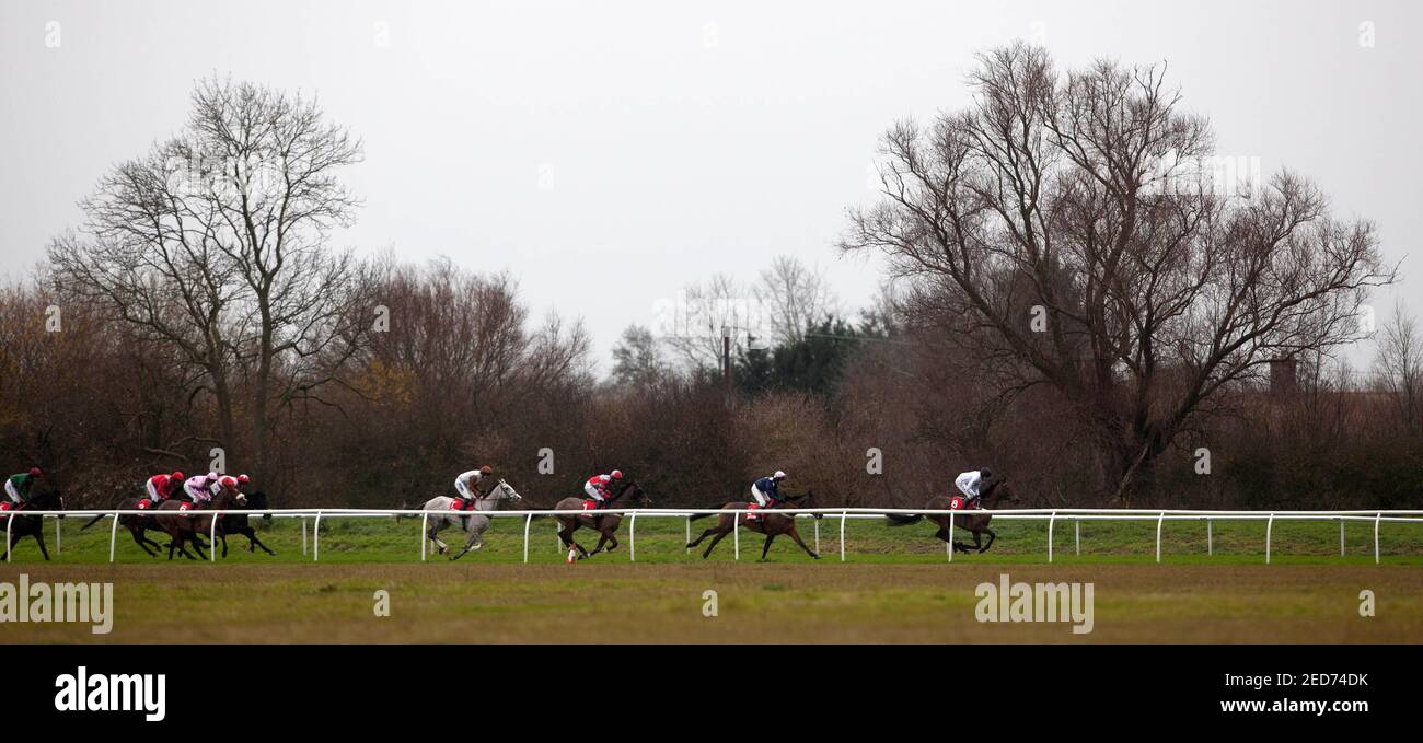 Huntingdon racecourse hi-res stock photography and images - Alamy
