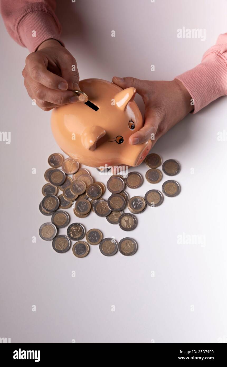 Breaking the bank hi-res stock photography and images - Alamy