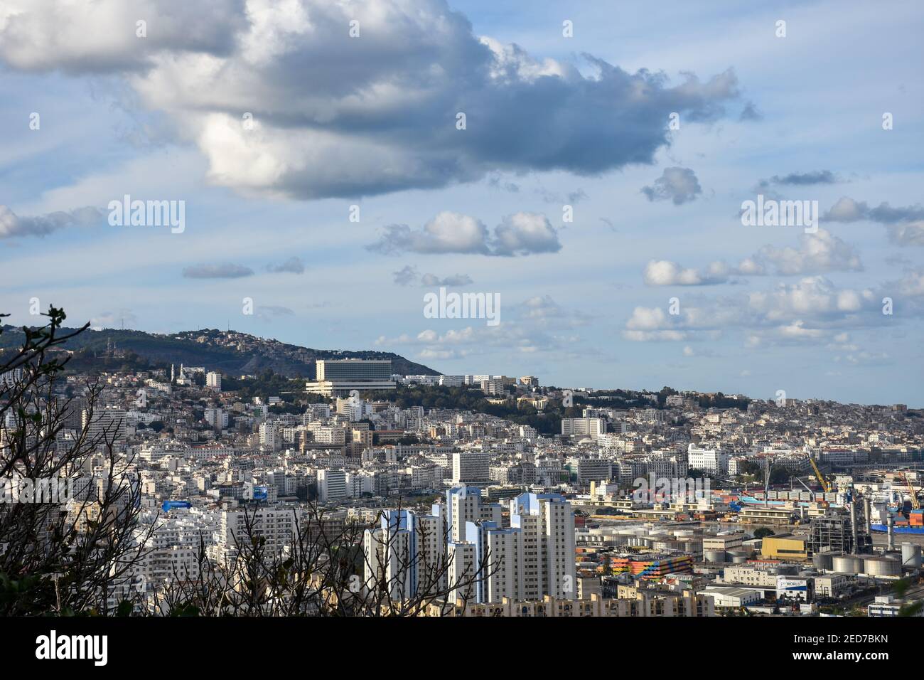 Aerial news hi-res stock photography and images - Alamy