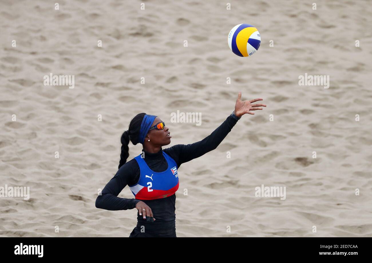 As de voleibol hi-res stock photography and images - Alamy