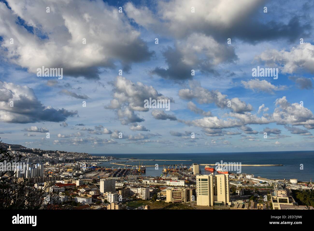 Aerial view algiers capital algeria hi-res stock photography and images ...