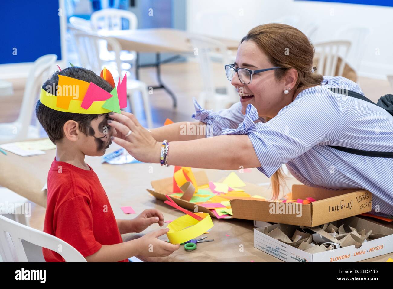 Classroom children hi-res stock photography and images - Alamy