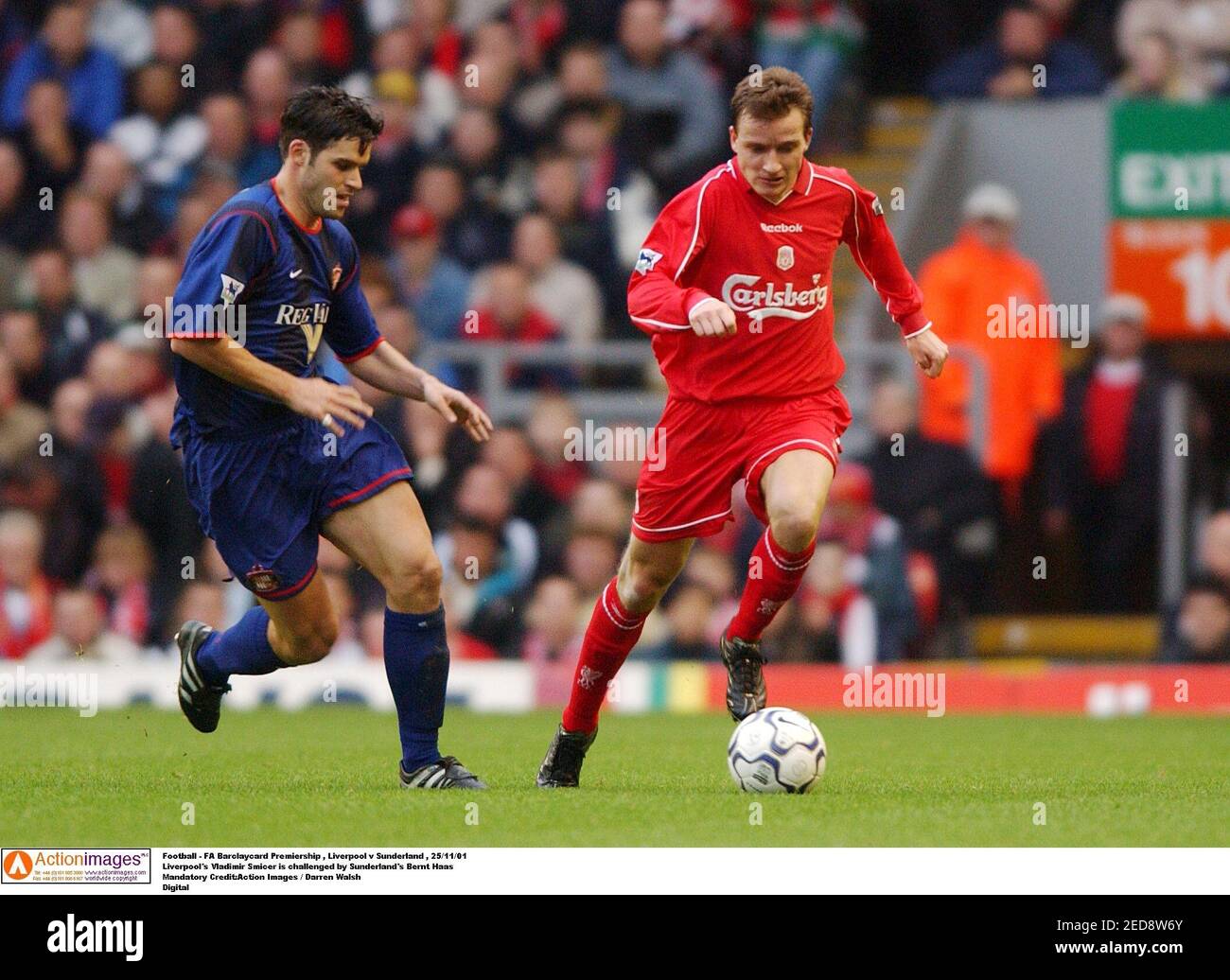 Liverpools vladimir smicer and sunderlands bernt haas hi-res stock ...