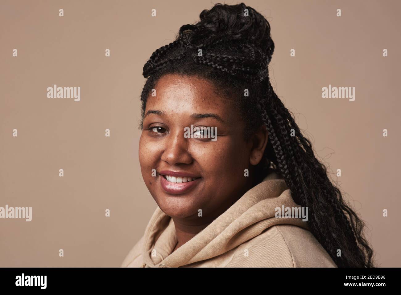 Body positive black woman thick hi-res stock photography and images - Alamy