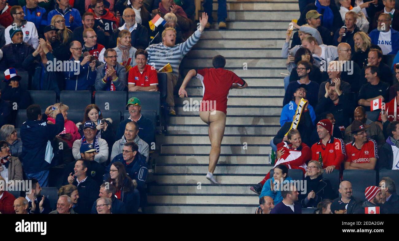 Rugby stadium stairs hi-res stock photography and images - Alamy