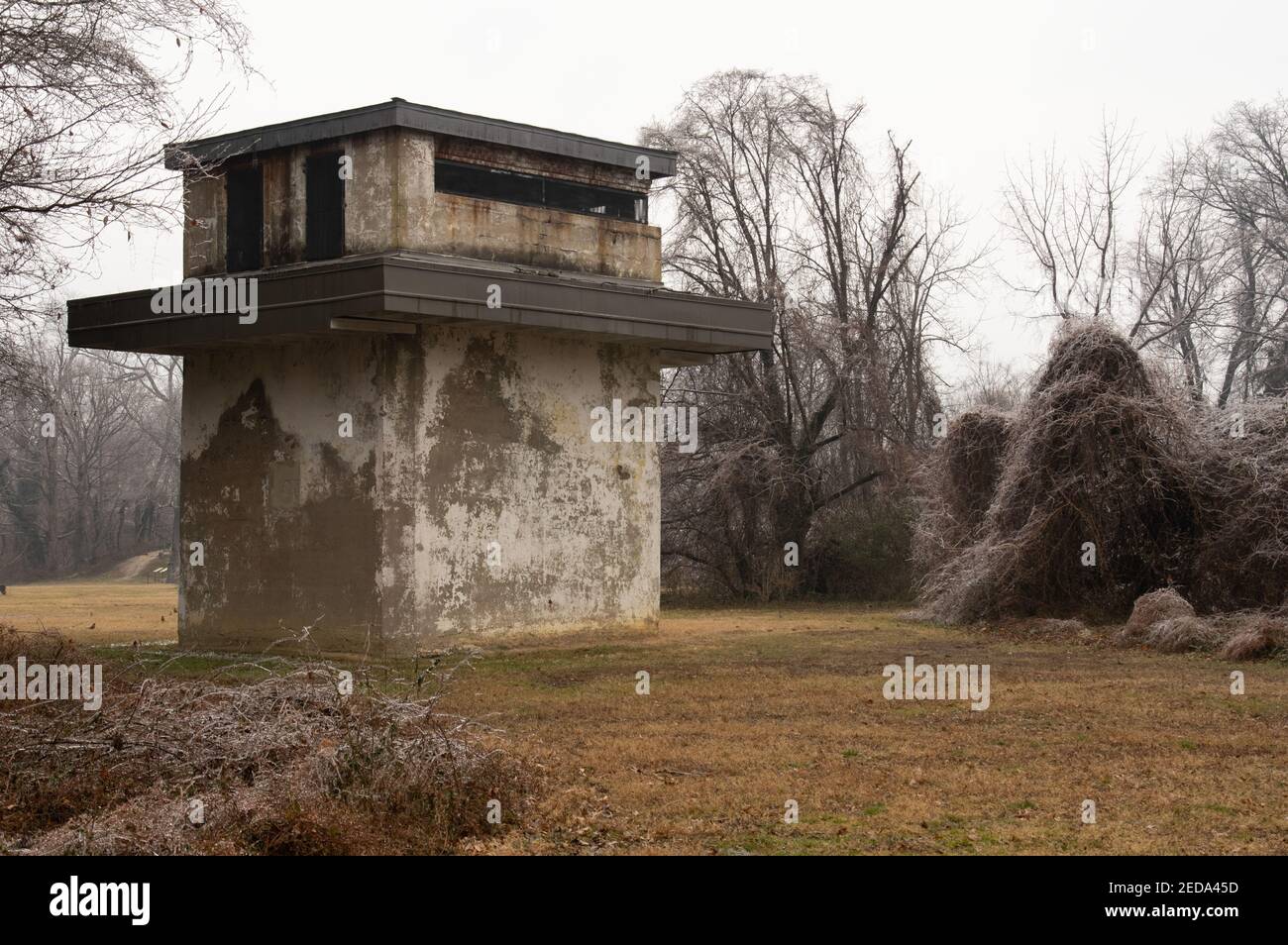 Commander's Station during winter ice storm, Fort Hunt Park, VA Stock ...