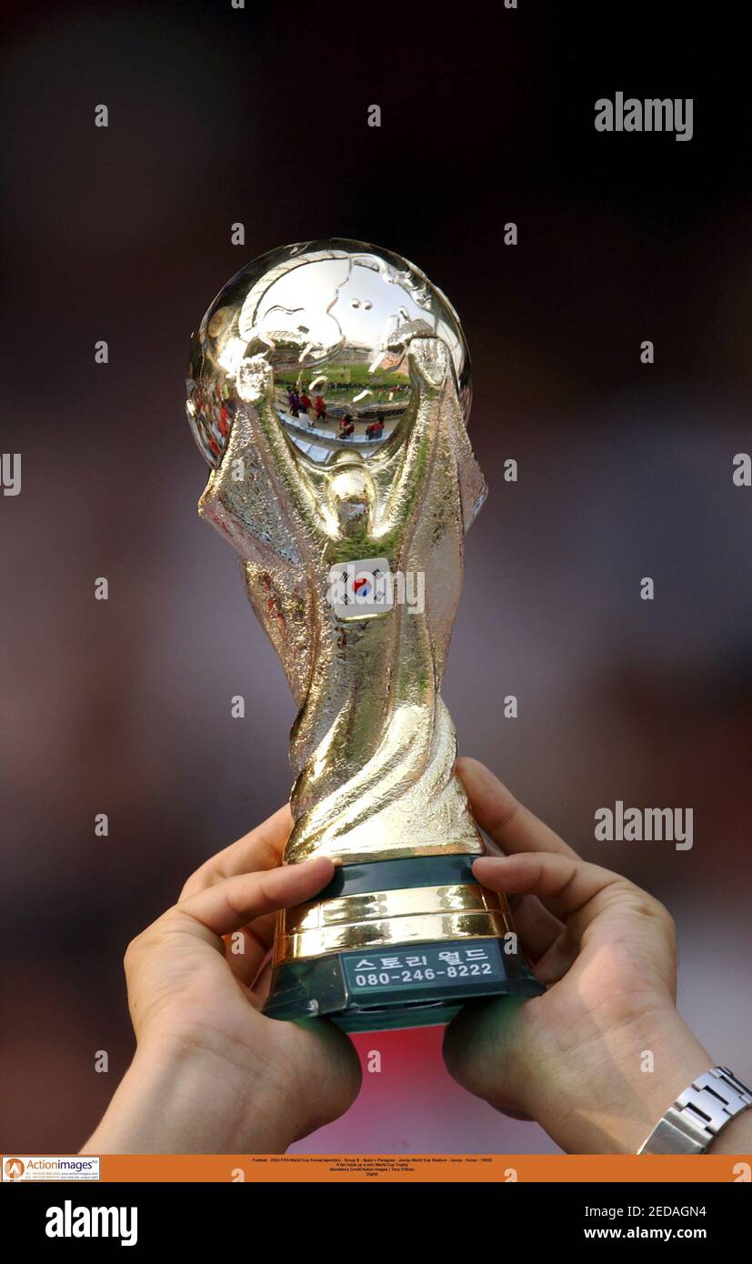Fifa world cup trophy digital hi-res stock photography and images - Alamy