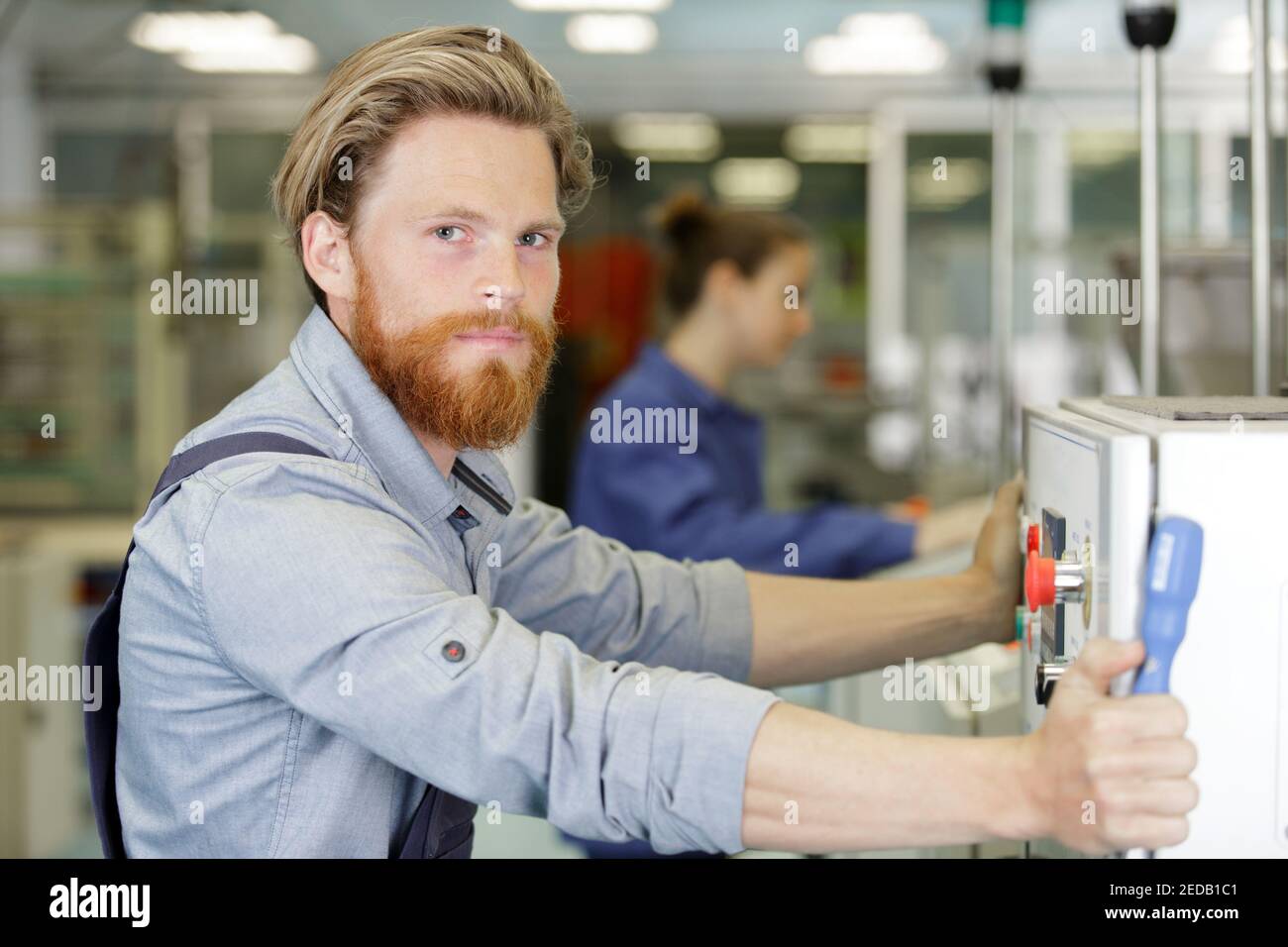 Hydraulic punch hi-res stock photography and images - Alamy