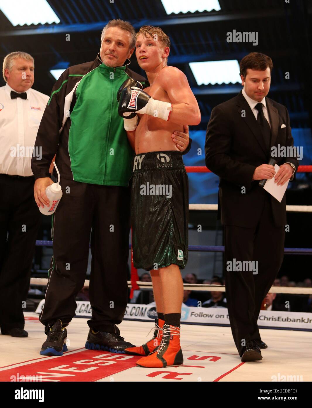 Boxing hand arena clevedon hi-res stock photography and images - Alamy