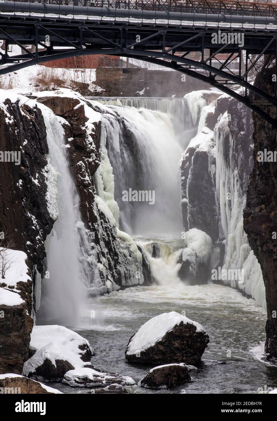 Paterson great falls winter hi-res stock photography and images - Alamy