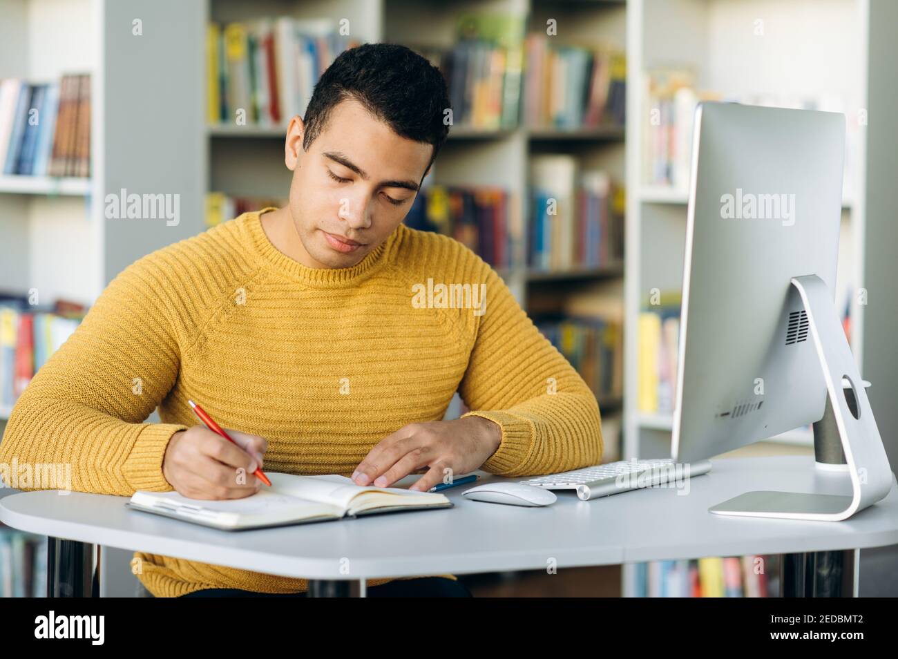 Project guy hi-res stock photography and images - Alamy