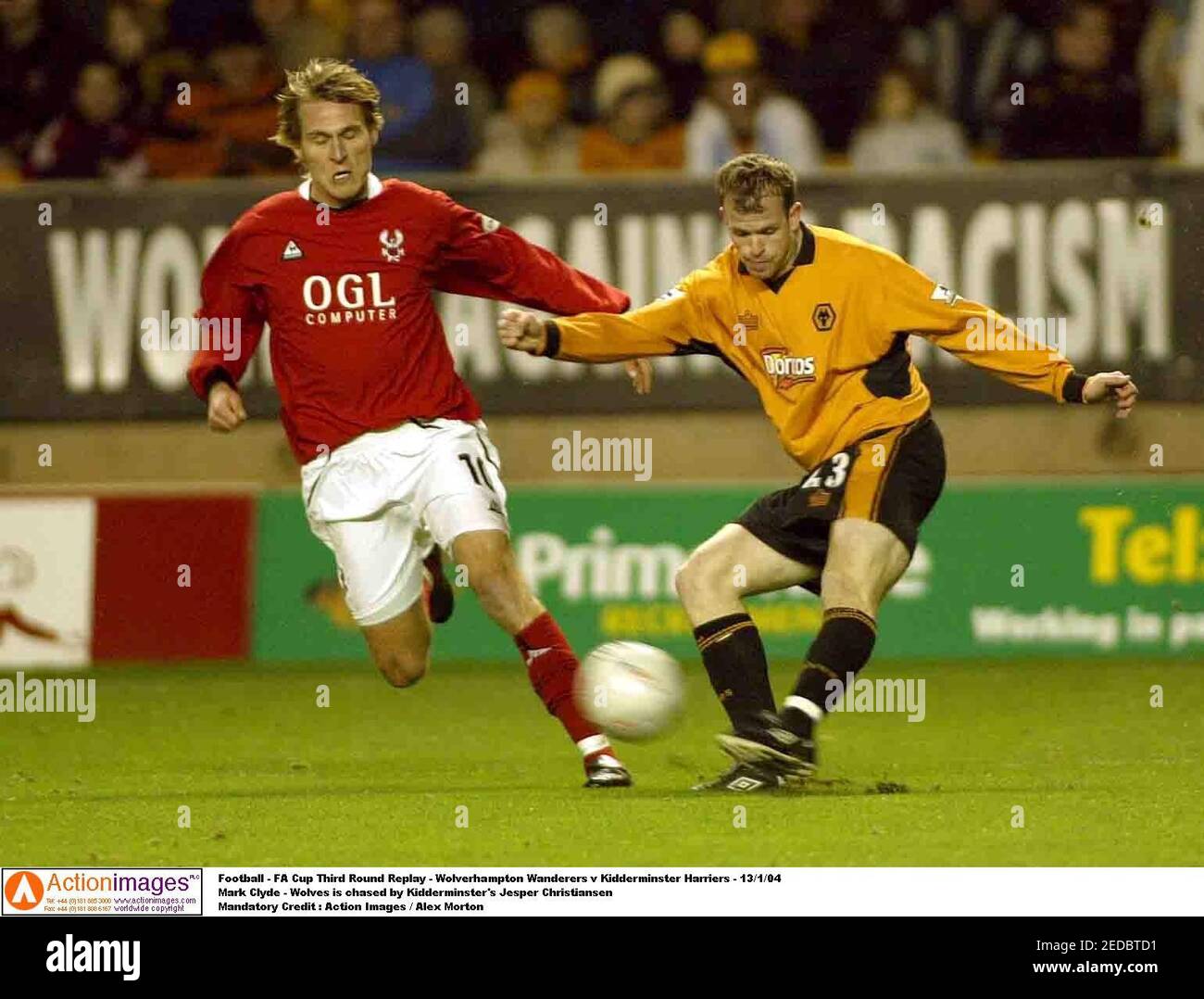 Sport football action mark clyde hi-res stock photography and images ...